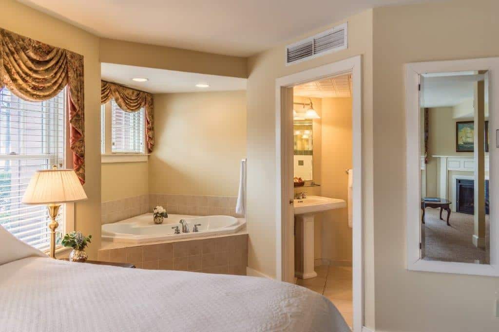 Joseph Ambler Inn | Elegant Hotel with Rustic Charm